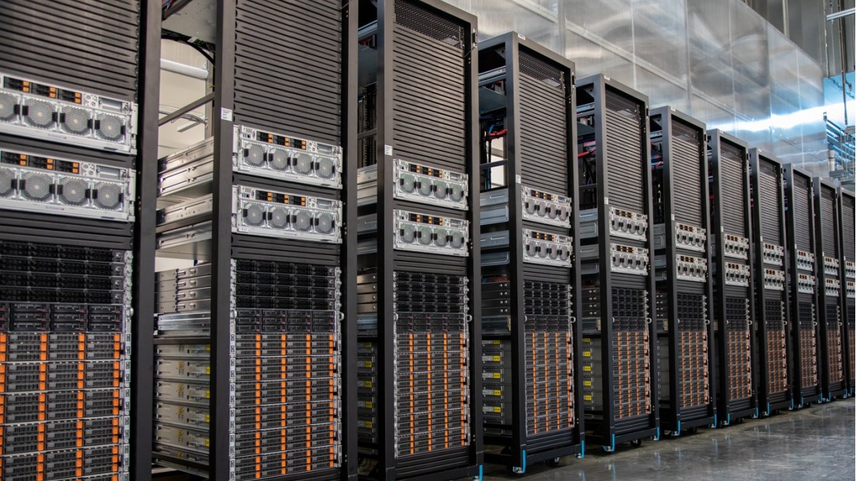 SMCI Stock Surges 7.7% on Elon Musk Partnership - Wealthy Venture ...